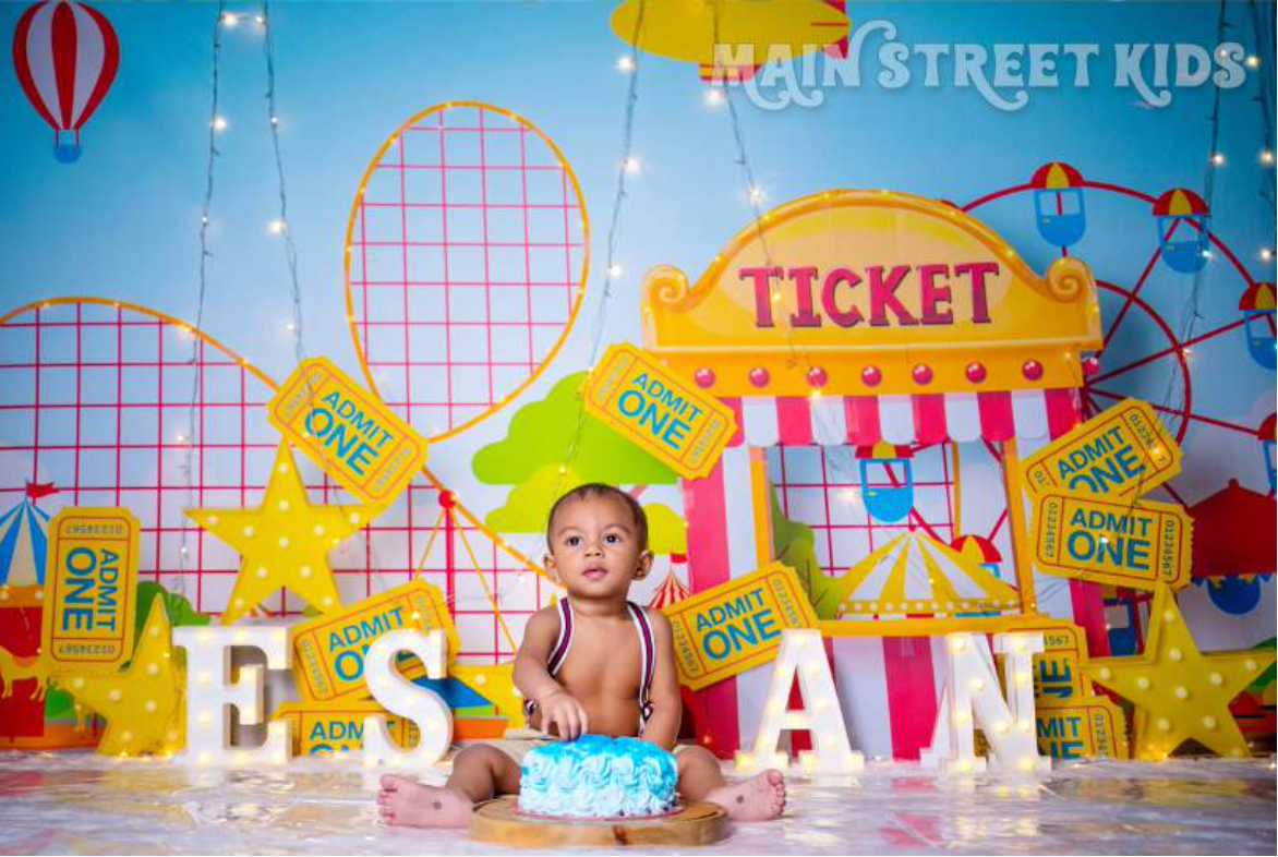 Main Street Kids - Newborn and Kids Photography Studio. Ticket Booth Theme