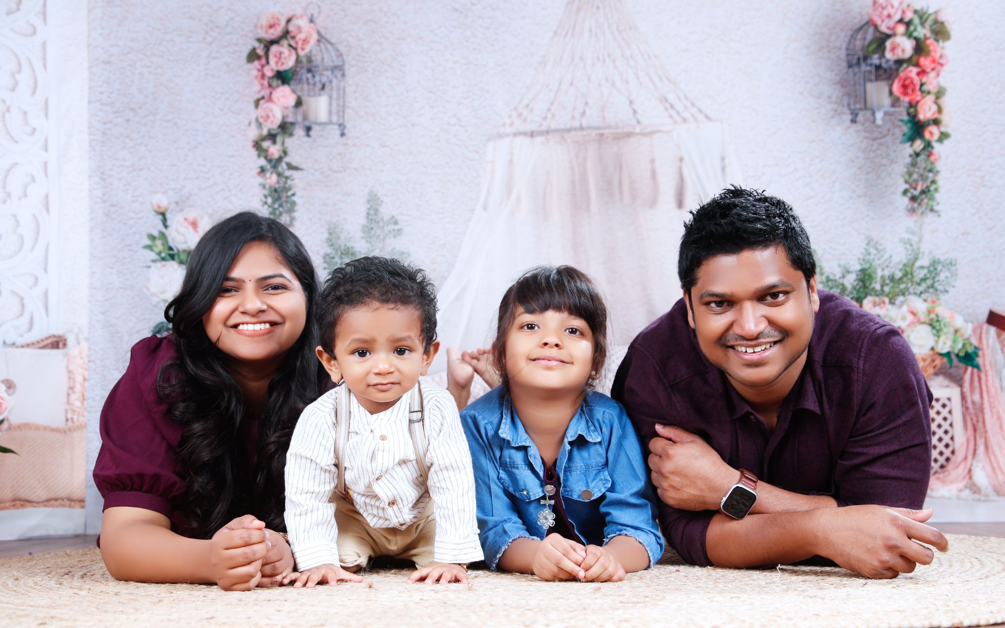 Main Street Kids - Newborn and Kids Photography Studio. Family Theme