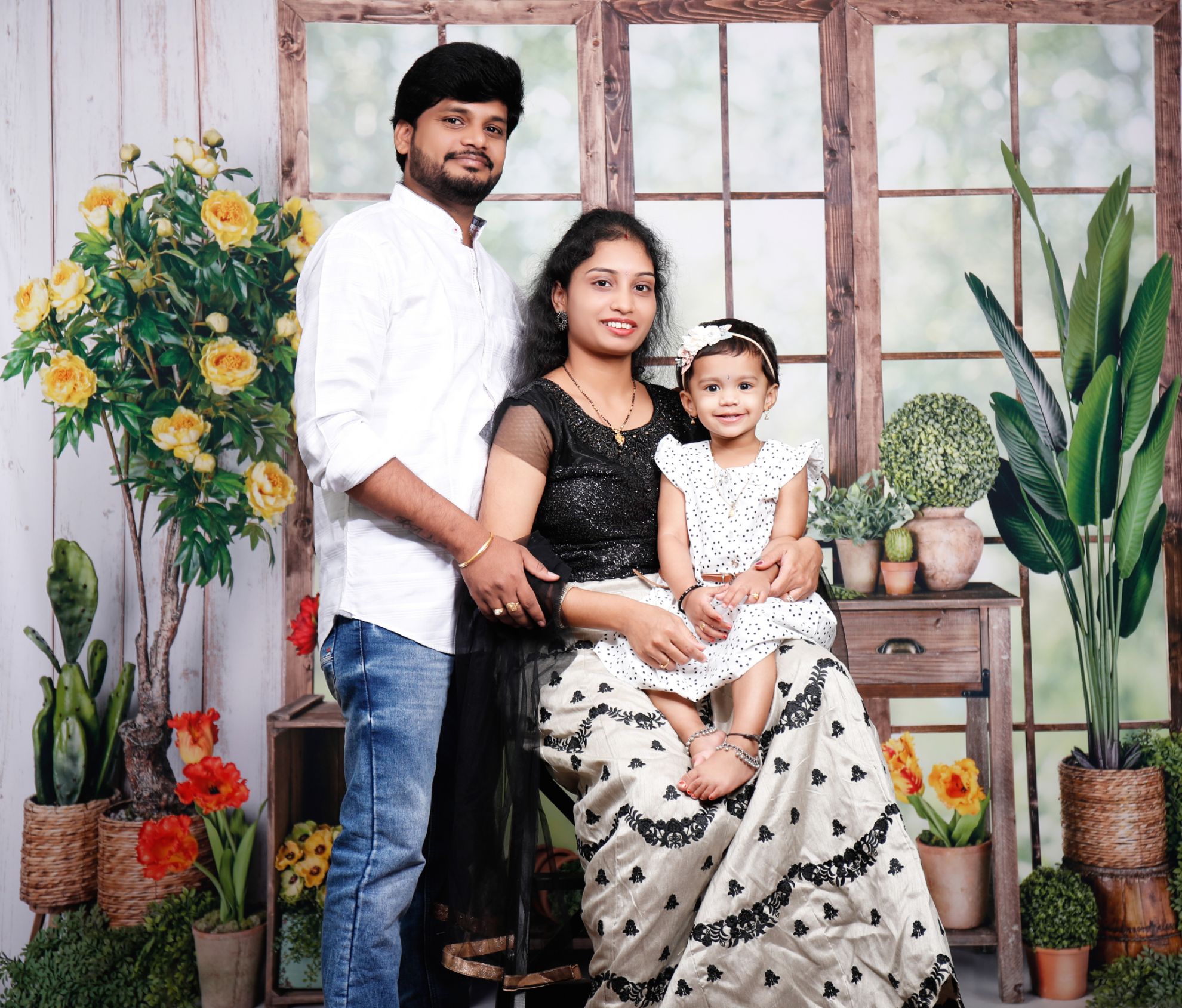 Main Street Kids - Newborn and Kids Photography Studio. Family Theme